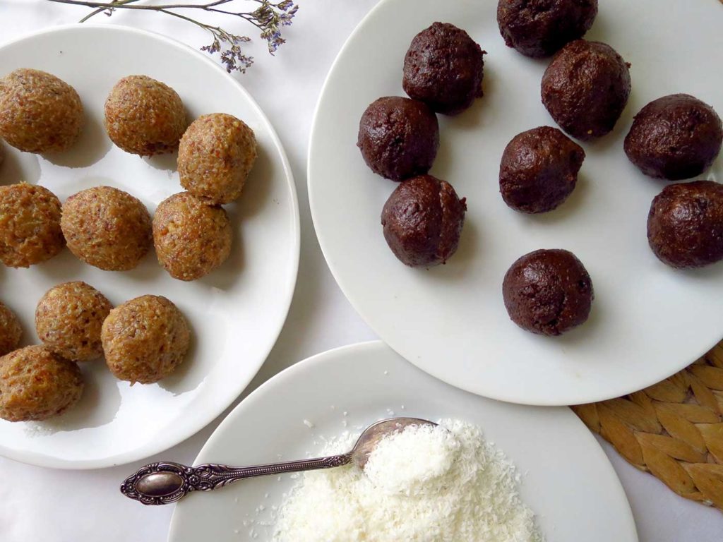 CAKE BALLS - What Sarah Bakes