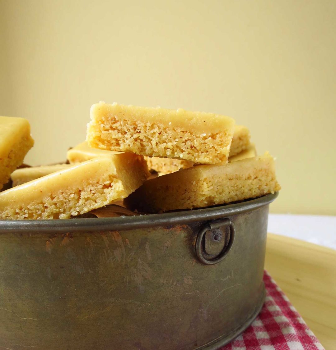 OATY GINGER CRUNCH - What Sarah Bakes