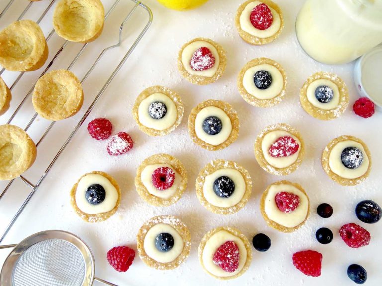 MINI LEMON CURD TARTS - What Sarah Bakes