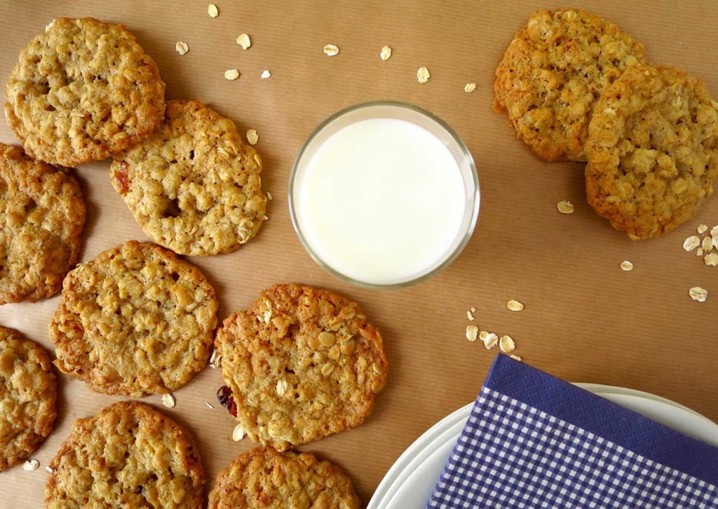 MY FAVOURITE OATMEAL COOKIES - What Sarah Bakes