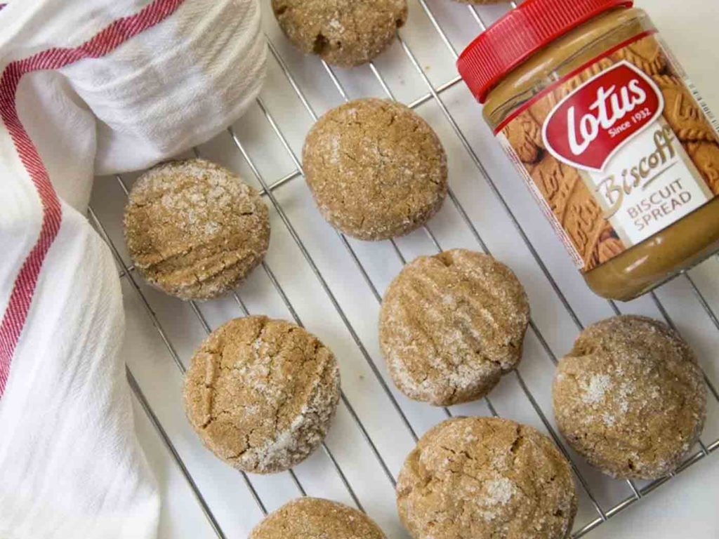 4 INGREDIENT BISCOFF COOKIES - What Sarah Bakes