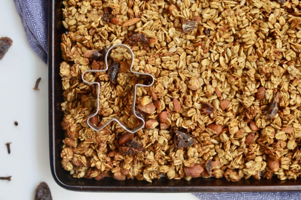 GINGERBREAD GRANOLA - What Sarah Bakes